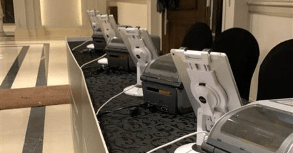 Salesforce-Native Event Registration App - Event Tech Hub powered by EVA